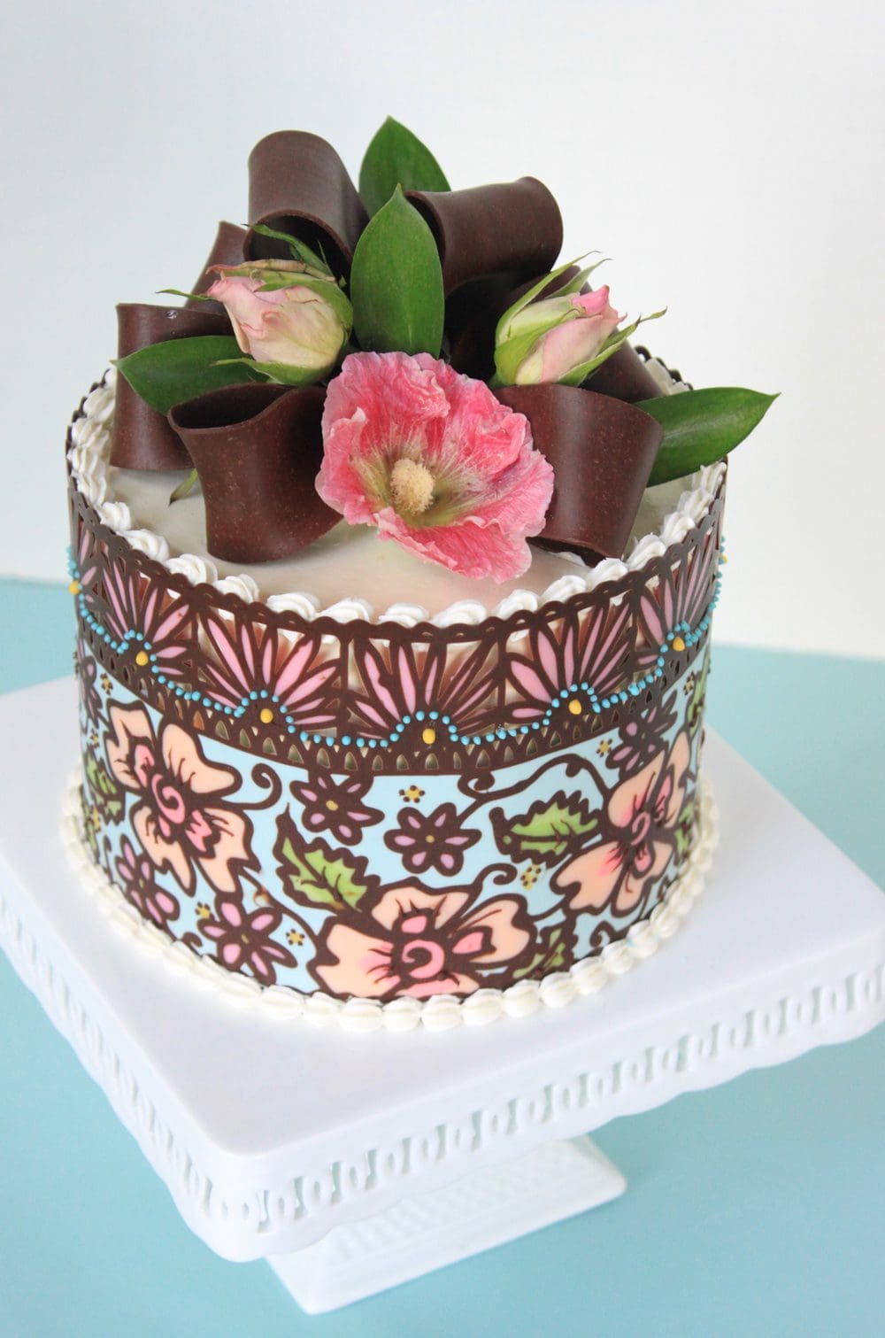 Wee Wedding Cake - Julia Usher