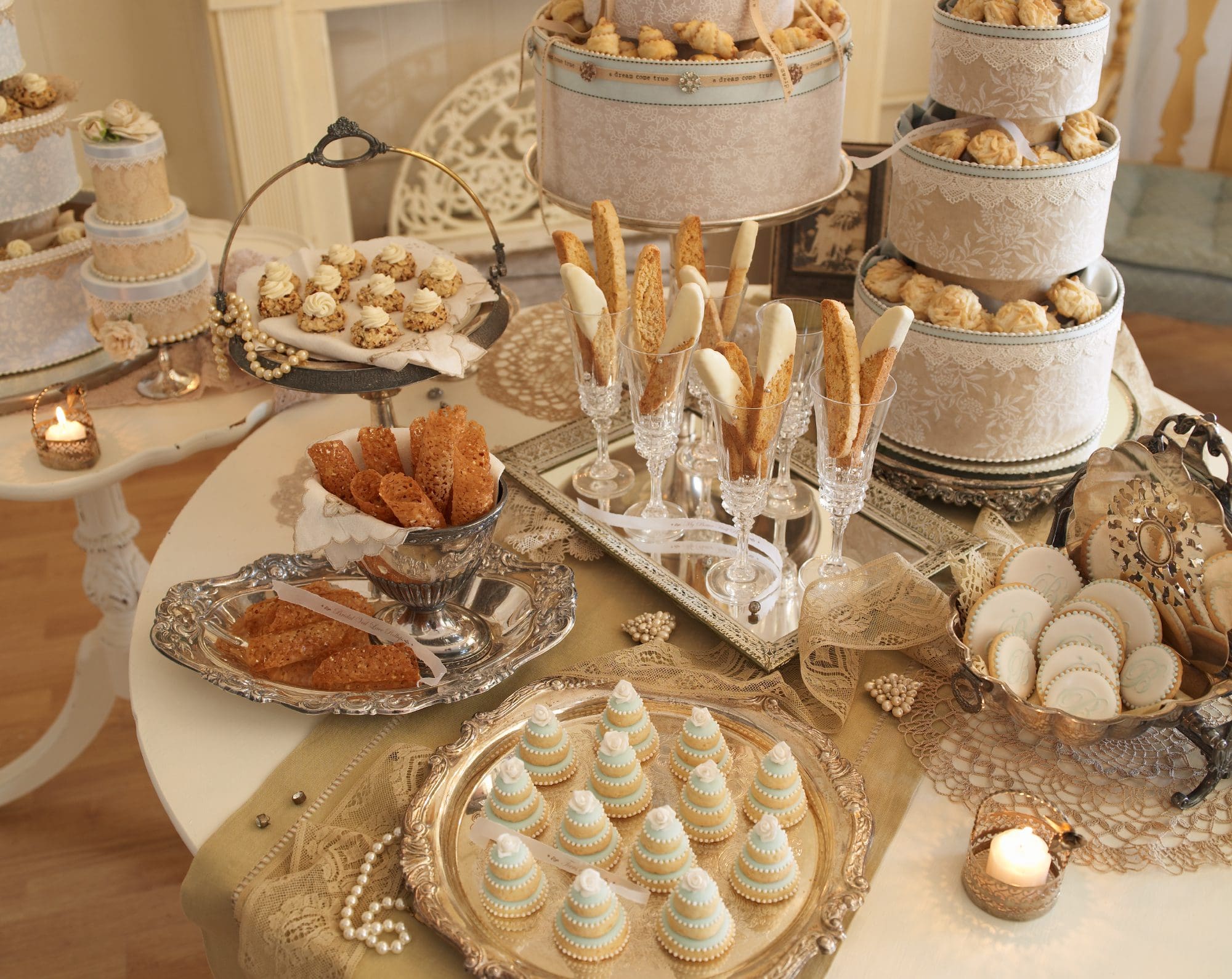 Color Compatible - Julia Usher