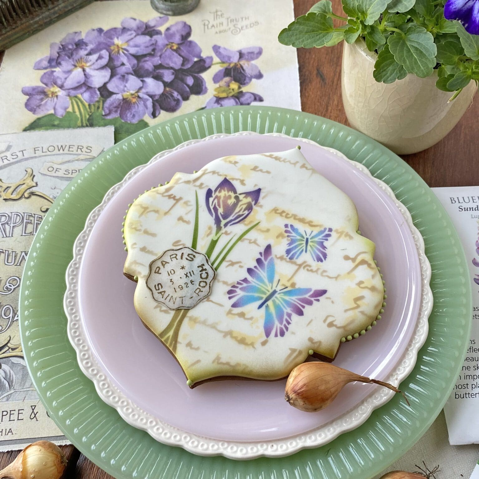 Molded Cookies 101 - Julia Usher